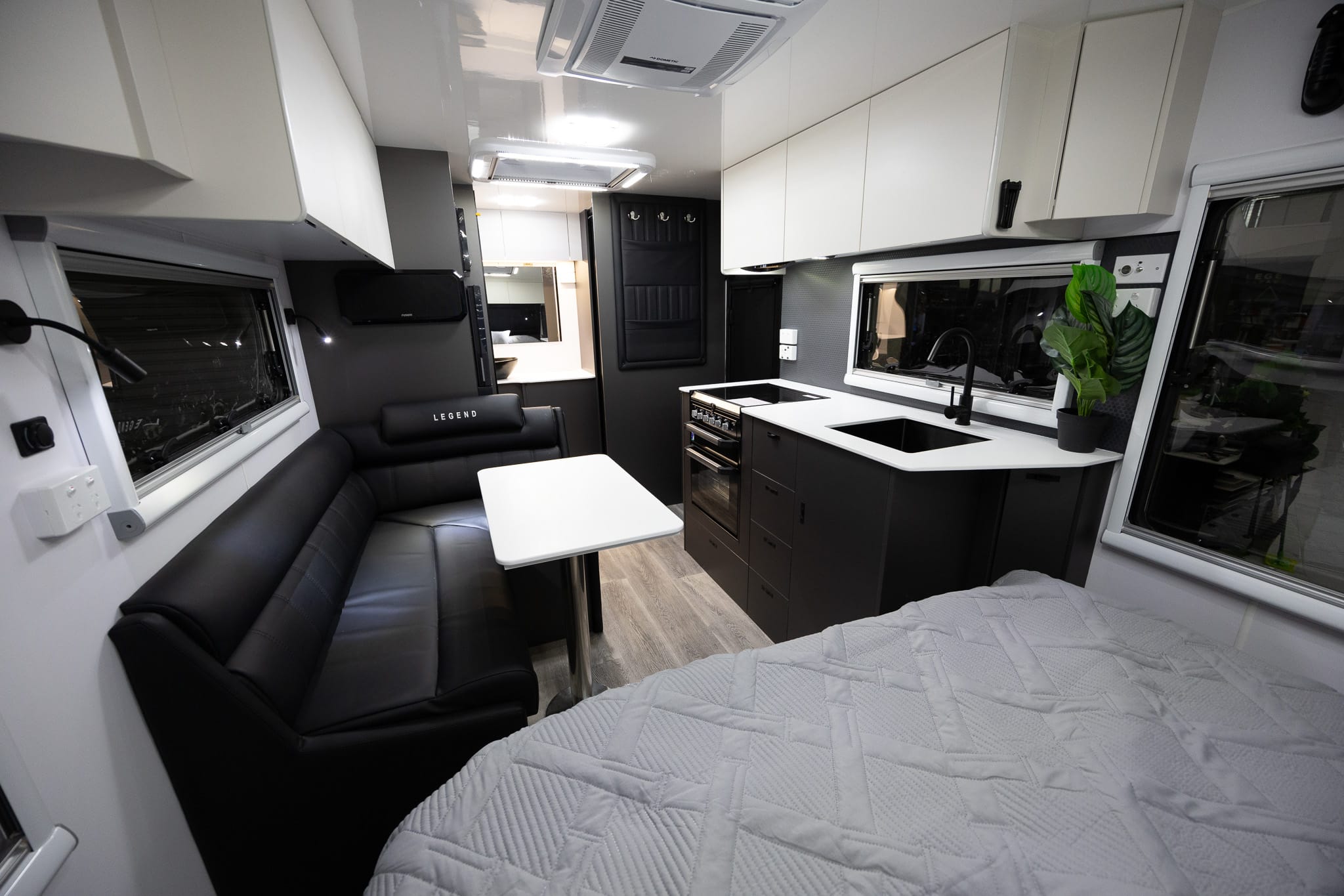 Legend Trackline 17ft 6in Hybrid first look | $20k Saving - Caravan ...